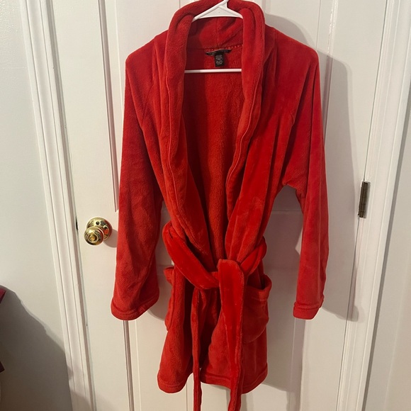 Victoria's Secret | Intimates & Sleepwear | Victorias Secret Robe ...